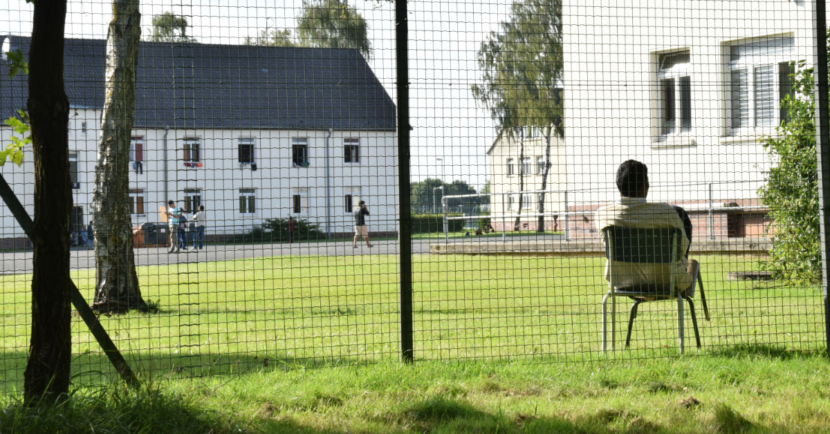 Niedrigere Leistungen Für Alleinstehende Asylbewerber In